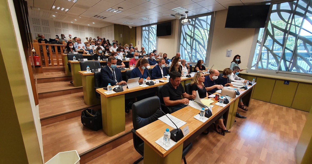 Bastia : conseil municipal marqué par les tensions entre majorité et ...