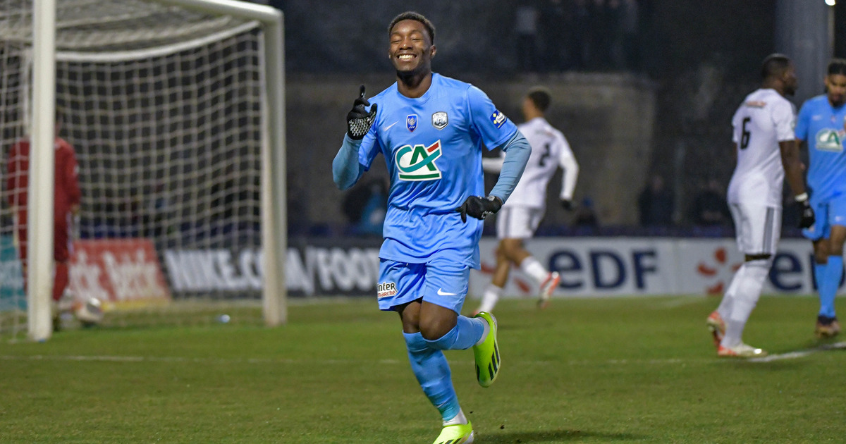 Football (Ligue 2) - Issiaka Karamoko s'engage avec le SC Bastia