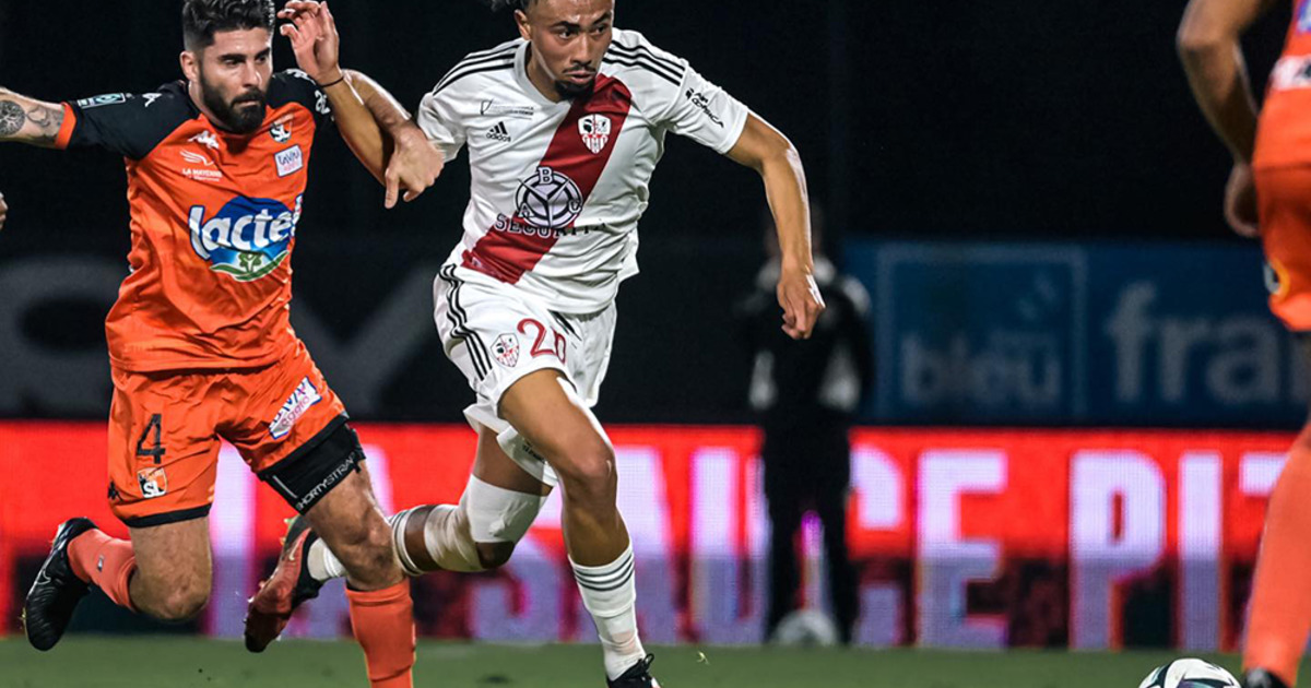 Football (Ligue 2) - L'ACA laisse filer Jabol-Folcarelli à Auxerre pour ...