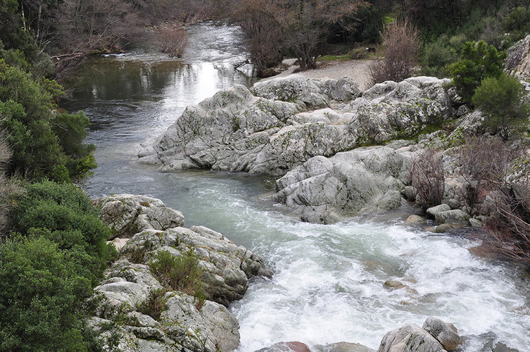 Interdiction de fréquenter les cours d'eau de Corse-du-Sud ce jeudi à ... Interdiction de fréquenter les cours d'eau de Corse-du-Sud ce jeudi à ...