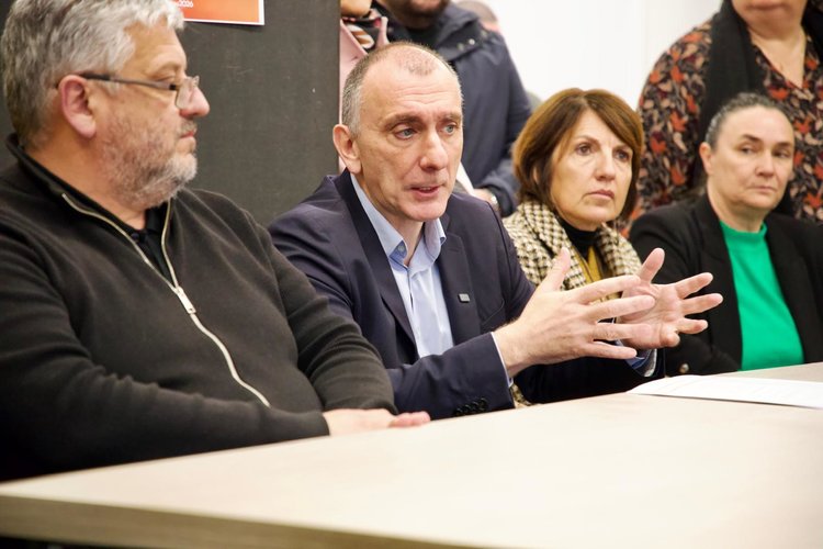 Municipales : Jean-Christophe Angelini lance sa campagne Pà Portivechju ...