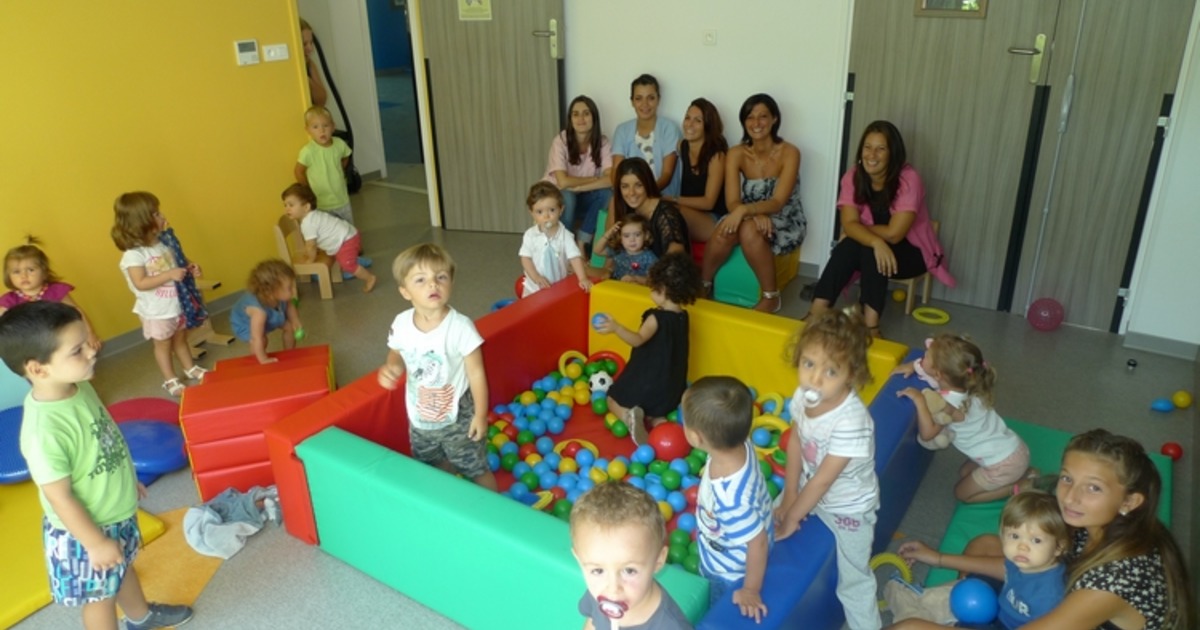 Ajaccio : très active cet été, la nouvelle crèche de Mezzavia attend ... Ajaccio : très active cet été, la nouvelle crèche de Mezzavia attend ...